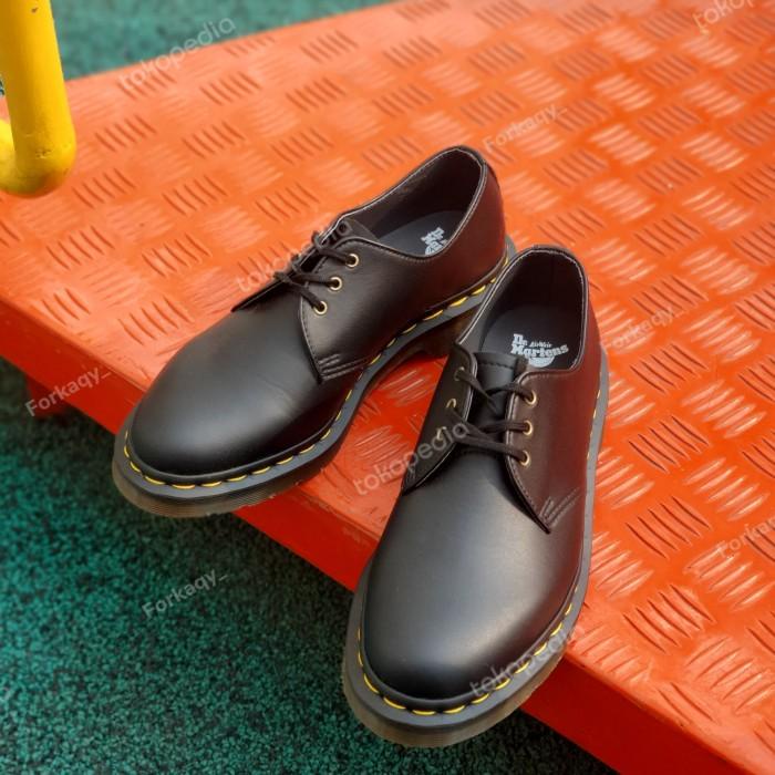 Jual Dr Martens 1461 Vegan Black Smooth Docmart 066 | Shopee Indonesia