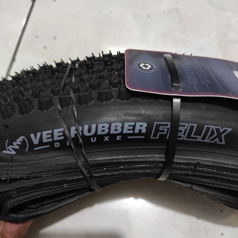 Jual 1PCS BAN LUAR SEPEDA 26 INCH VEE RUBBER FELIX DELUXE 26x2.10 ATAU ...