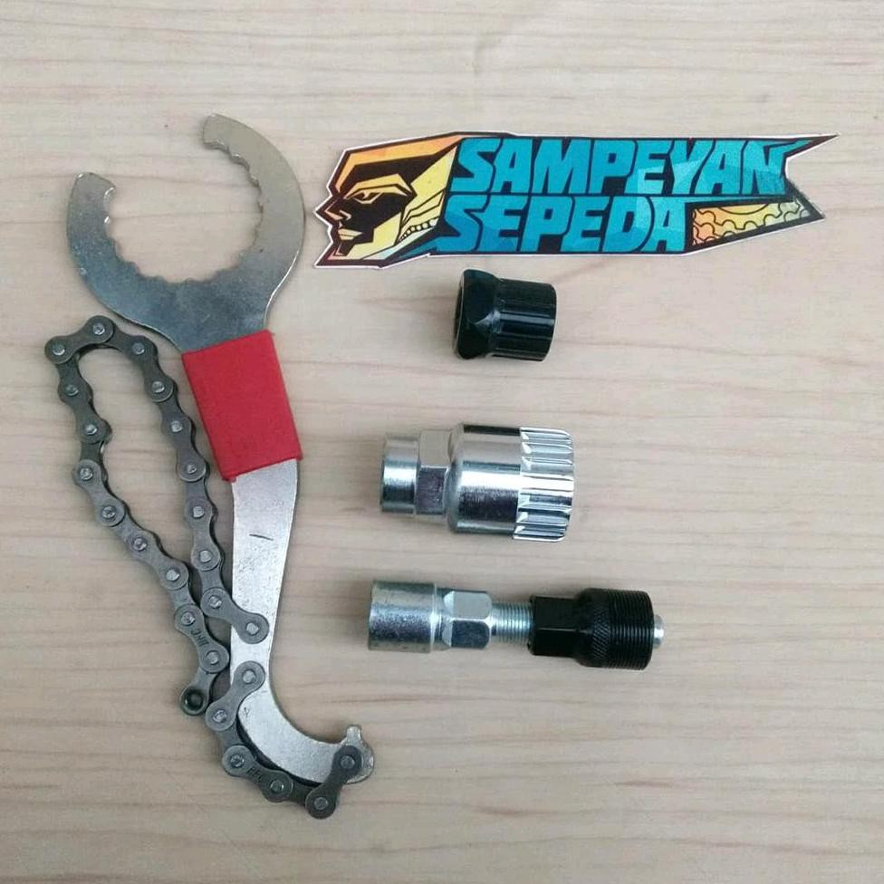 Jual Pihu Peralatan Reparasi Sepeda 4 in 1 Alat Kunci Penahan Rantai ...