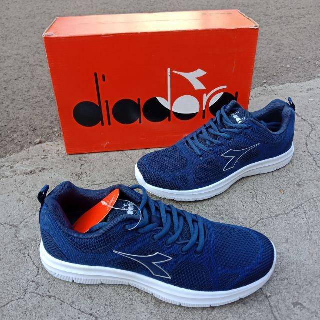Jual Sepatu Diadora Original Running Fitnes Golvo Navy Men | Shopee ...