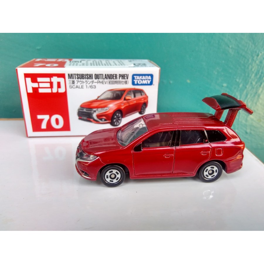 Jual Tomica reg no 70 Mitsubishi Outlander PHEV RED Takara Tomy ...