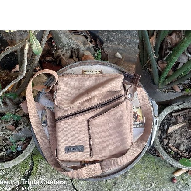 Jual tas slempang kavas brillante jadul lawas vintage ORIGINAL tas ...