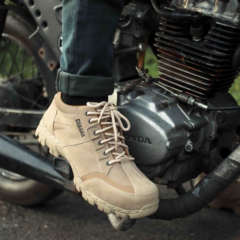 Jual SEPATU KULIT OUTDOOR PRIA DARK CREAM 6 HOLE TALI CARAKA FOOTWEAR ...