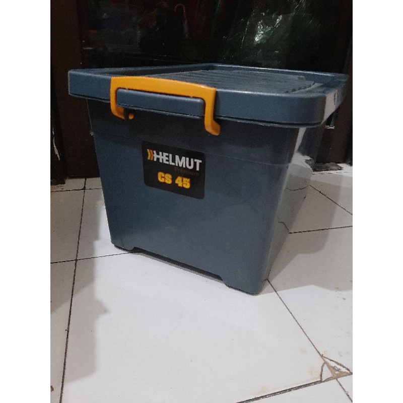 Jual container cb 45 abu2 merk Helmut | Shopee Indonesia