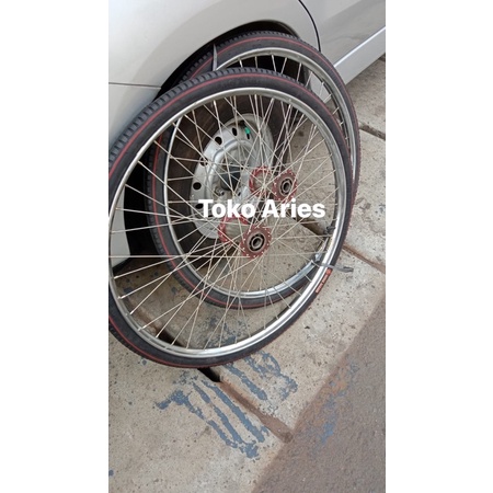 Jual Roda gerobak Becak ARAYA Ring 28 Ban SWALLOW (1 PASANG TANPA AS ...