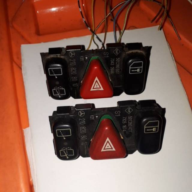 Jual Center Dash Hazard Switch MERCEDES W202 W208 W210 original ...