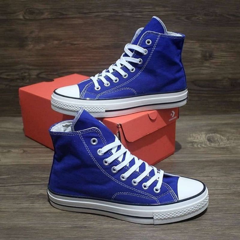 Jual Sepatu Wanita Converse Biru Dongker Sol Bening | Converse Chuck ...