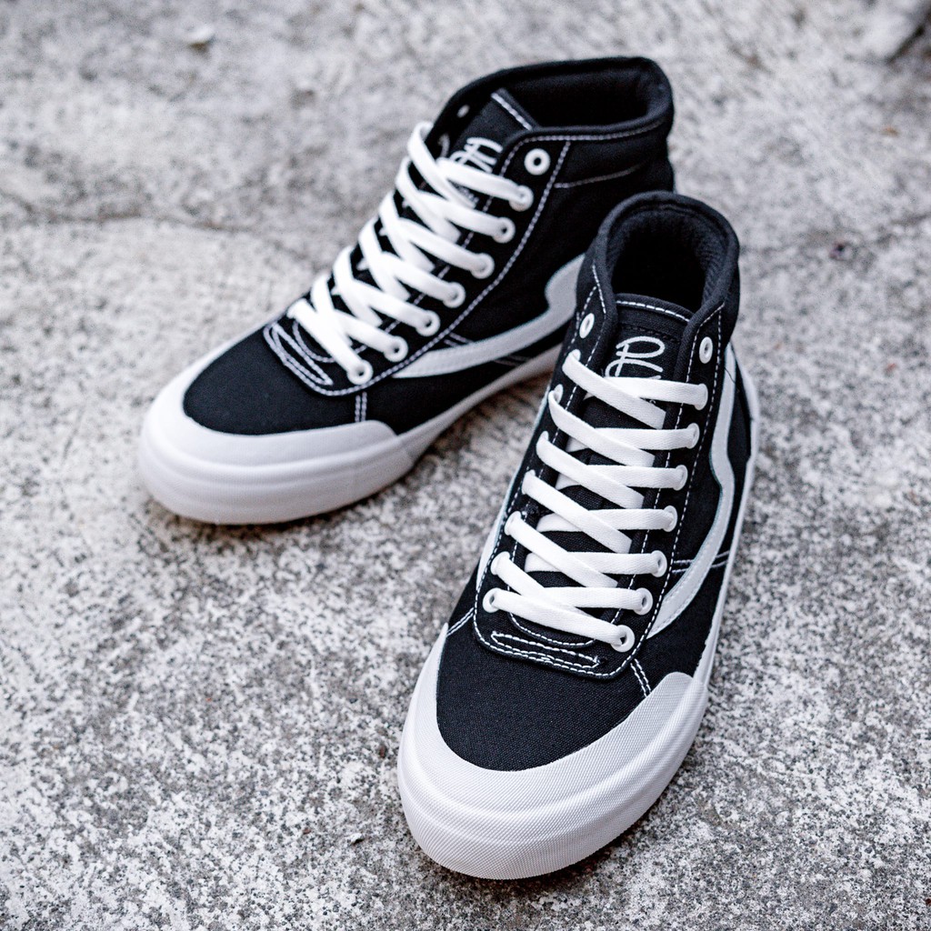 Jual Sepatu sneakers original PATROBAS IVAN HIGH BLACK WHITE | Shopee ...