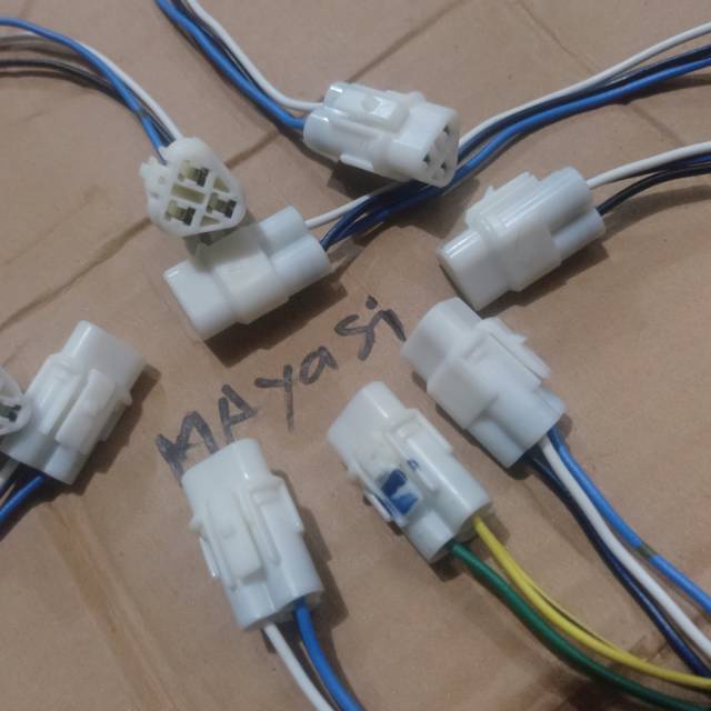 Jual Connector tiga 3 pin female soket tiga 3 pin female segitiga ...