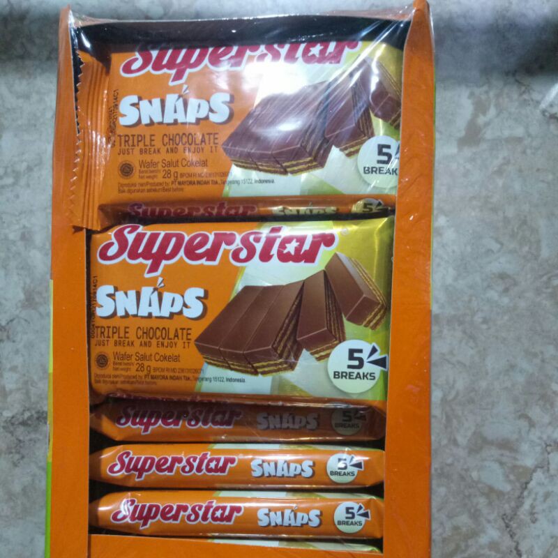 Jual wafer superstar snaps. triple chocolate. wafer coklat lapis coklat ...