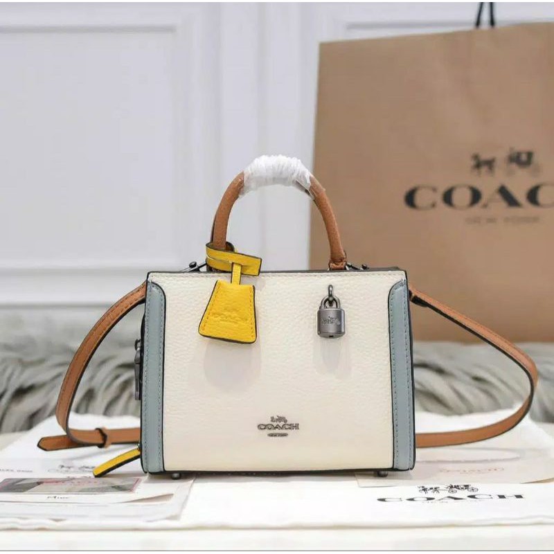 Jual Coach Micro Zoe Crossbody in Colorblock | Shopee Indonesia