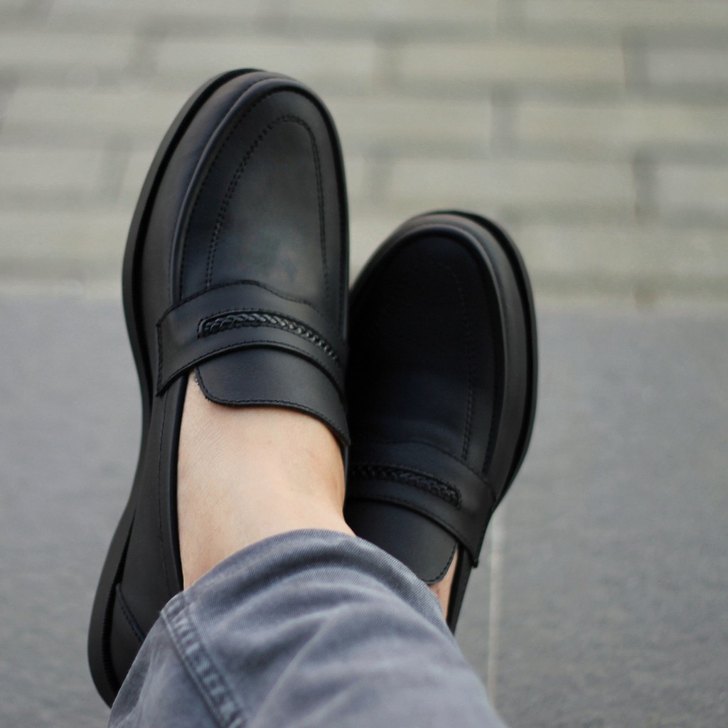 Jual Sepatu Pansus pria FALSETTO BLACK | AKEEL x REYL | Kulit Penny ...
