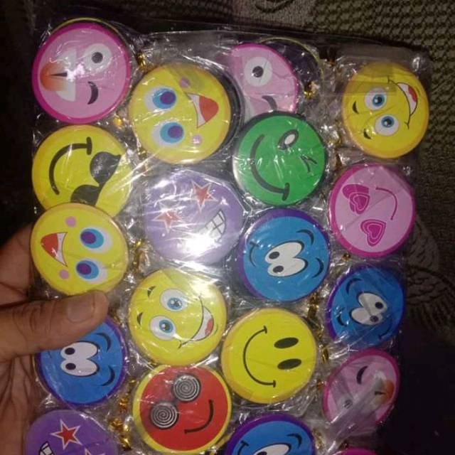 Jual Souvenir pin kaleng | Shopee Indonesia