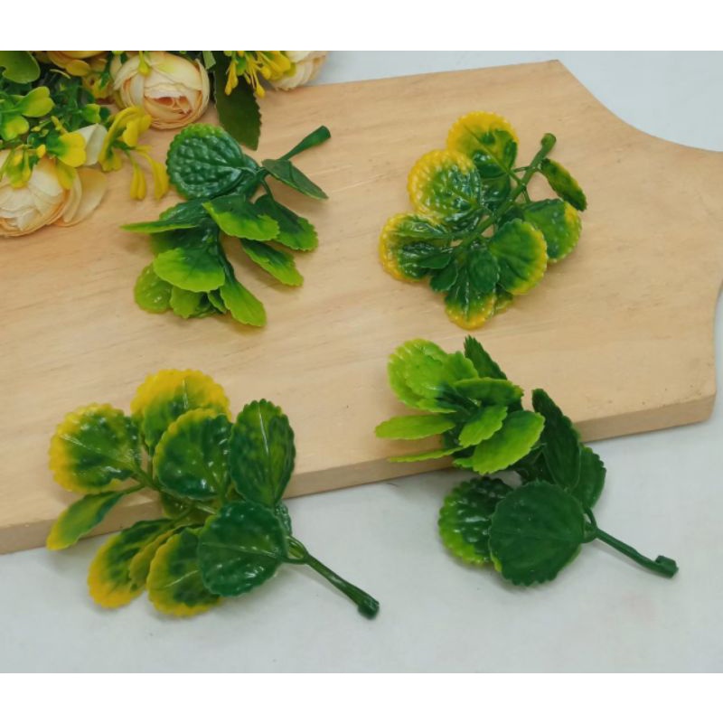 Jual Rumput Daun Artificial Hiasan Mahar New Varian 6 ECER !!!! Daun ...