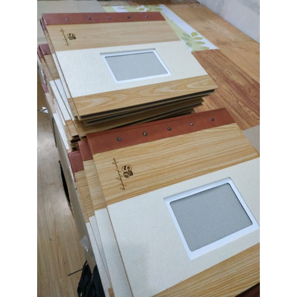 Jual (FREE grafir) album foto magnetik jumbo motif kayu paku | Shopee ...