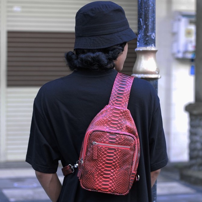 Jual Tas Selempang Kulit Ular Pria Wanita - Snake Skin Leather Sling ...