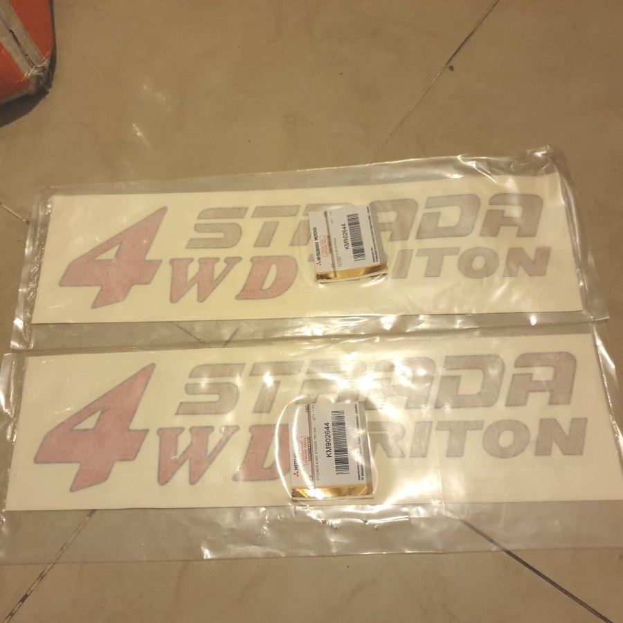 Jual Sticker 4WD STRADA TRITON Asli Mitsubishi KM902644 | Shopee Indonesia