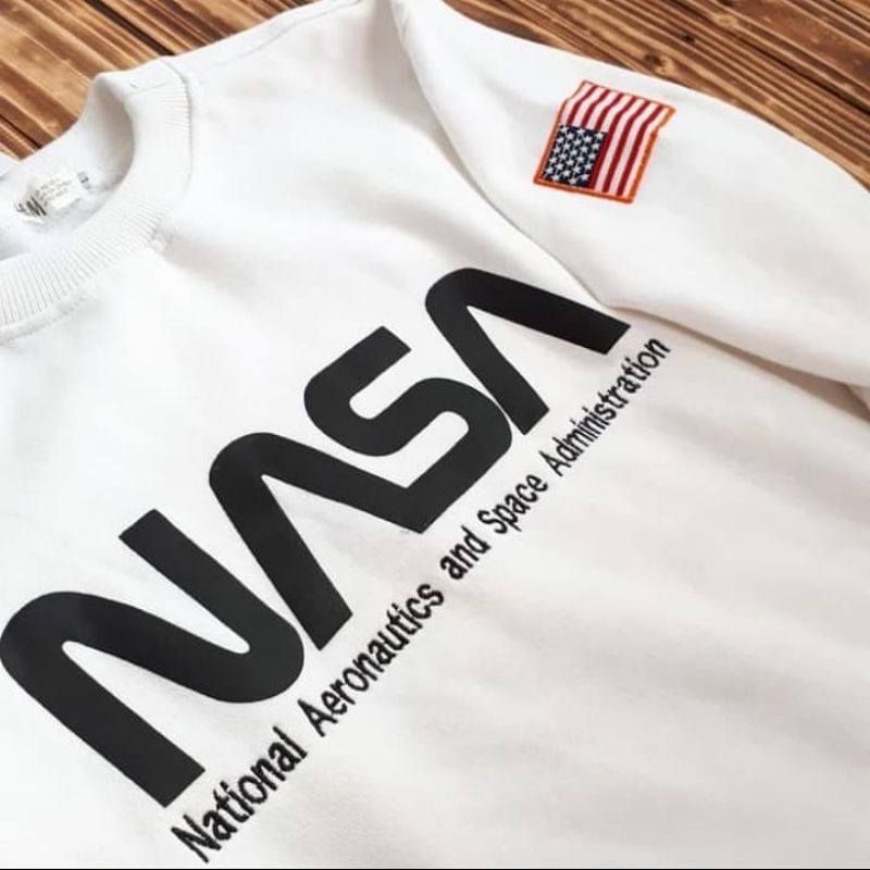 Jual SWEATER NASA WHITE | Shopee Indonesia
