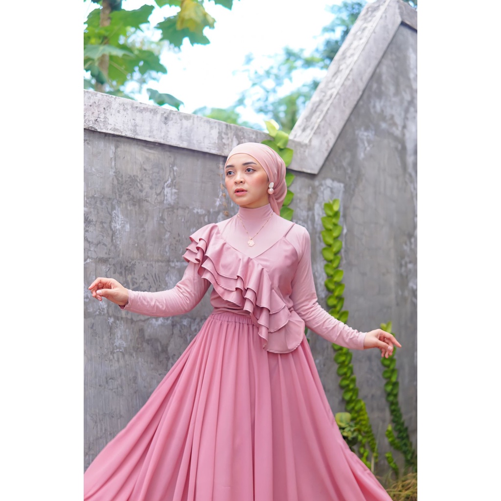 Jual PRE ORDER Sora Crop atau Rompi MAEZULA (Crop Top nya saja ...