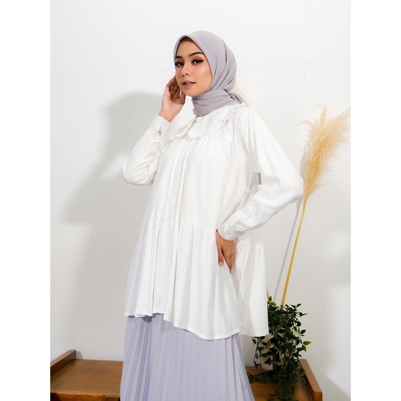 Jual PRELOVED BAJU WANITA GEULIS, RIA MIRANDA, KAMILA WARDROBE ...