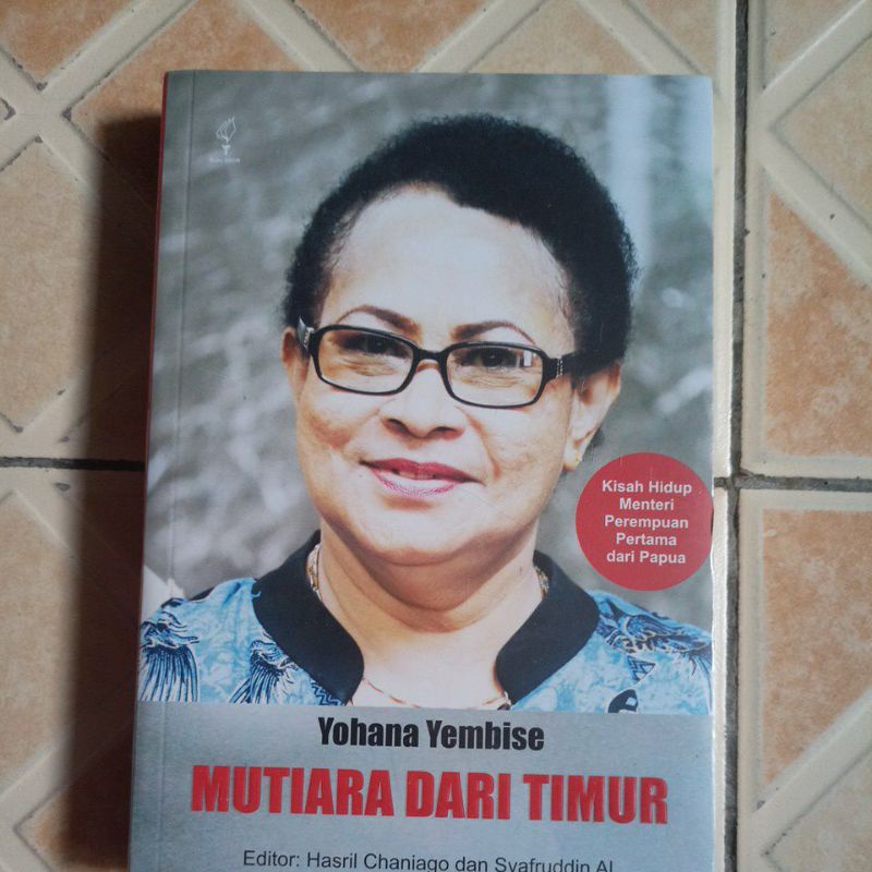 Jual Buku mutiara dari timur by Yohana Yembise | Shopee Indonesia
