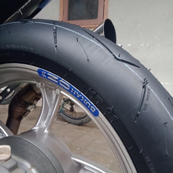 Jual Stiker Velg Motor Bukan Oz Racing Cutting Isi 1 pcs variasi emblem ...