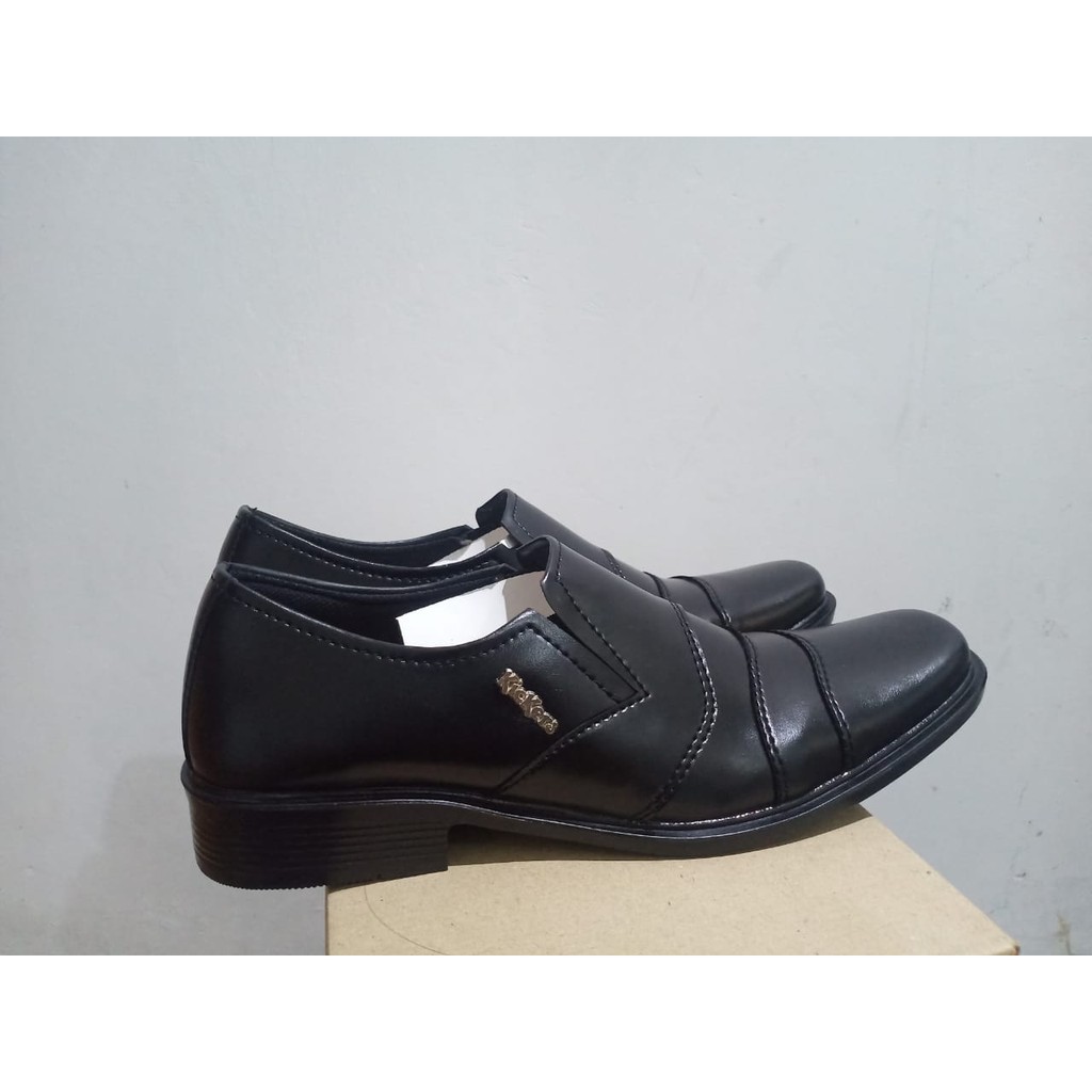 Jual Sepatu Kantor Pria Crocodile Pantofel Formal Kerja Dinas Pesta Kulit Sapi Asli Dan Hitam ...