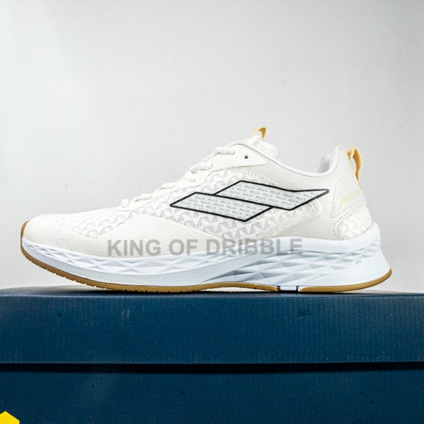 Jual Sepatu Lari/Running Mills Volvo Run White Gum 9100402 Original ...