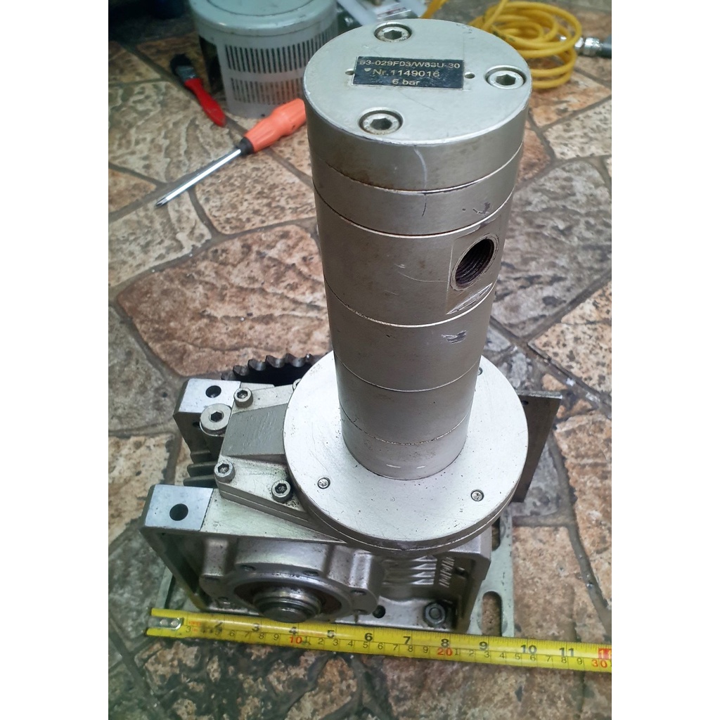 Jual vane air motor/ motor angin dengan reduction gearbox bonfiglioli ...