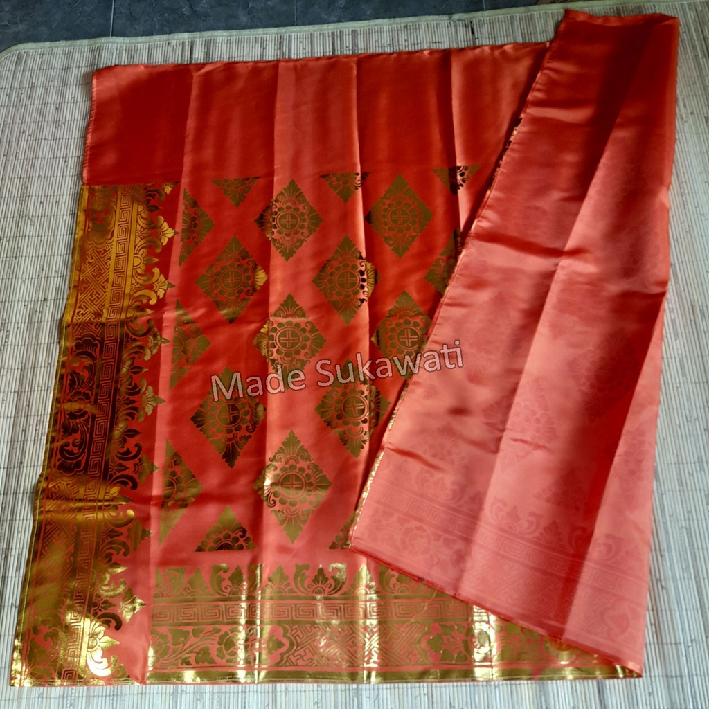 Jual Lembaran Kain prada emas Satin pakaian tari bali | Shopee Indonesia