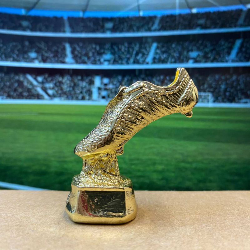Jual Figure Miniatur Trofi Piala Sepakbola Football Trophy Mini Size ...