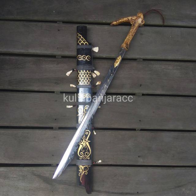 Jual Mandau lukis etnik khas dayak kalimantan ukuran 80 | Shopee Indonesia