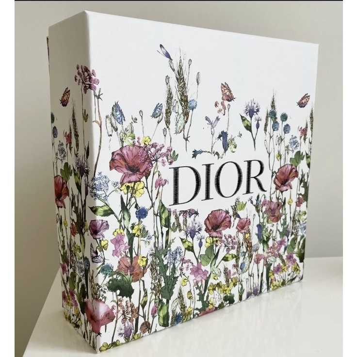 Jual ORIGINAL DIOR White Floral Gift Box (Hardbox) | Shopee Indonesia
