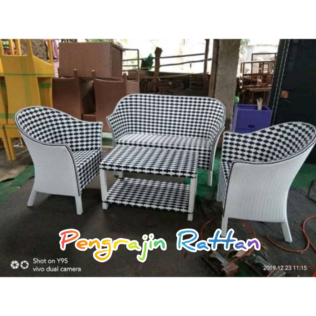 Jual 1 Set Kursi Korsi Bangku Sofa Memble Rotan Sintetis Furniture ...