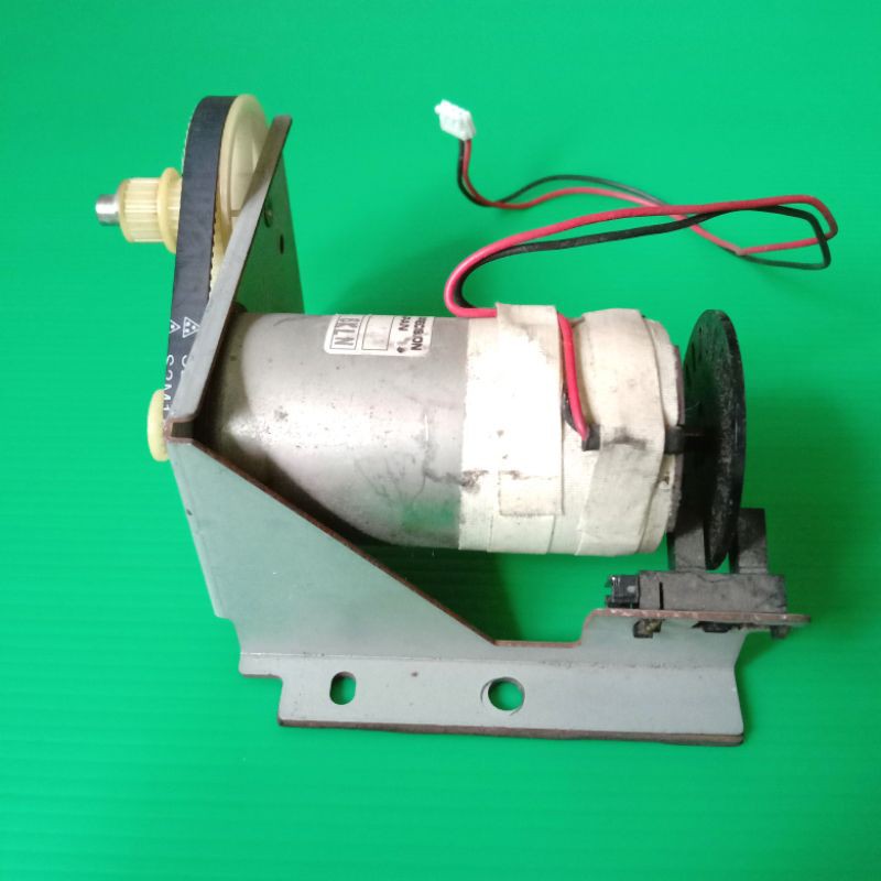 Jual DC motor Canon precision 24V 3000rpm lengkap sama V-Belt nya ...