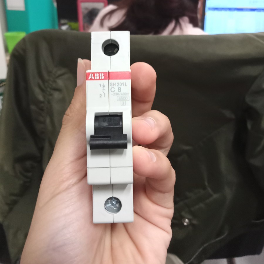 Jual ABB MCB 1p, 4,5kA, 8A, 253V, S201L-C8, 2CDS241001R0084 | Shopee Indonesia