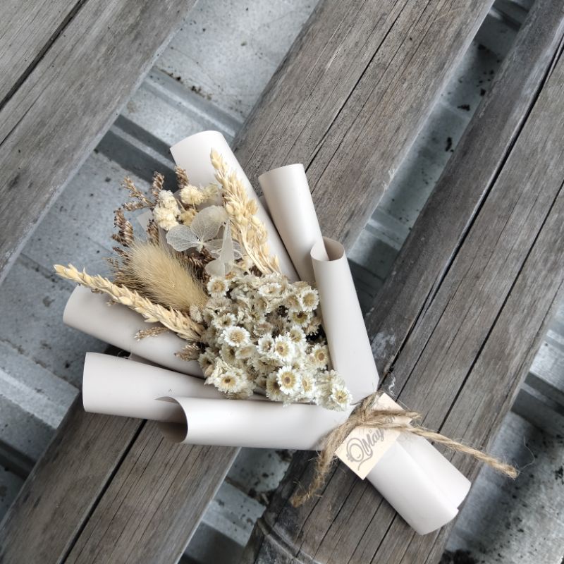 Jual mini buket, dried flowers, buket bunga kering, buket kecil, bunga ...