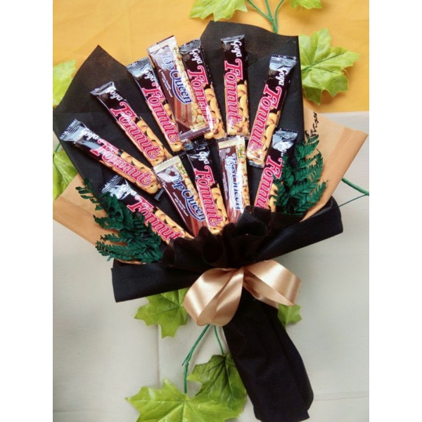 Jual Buket coklat, hadiah wisuda, buket valentine, coklat valentine ...