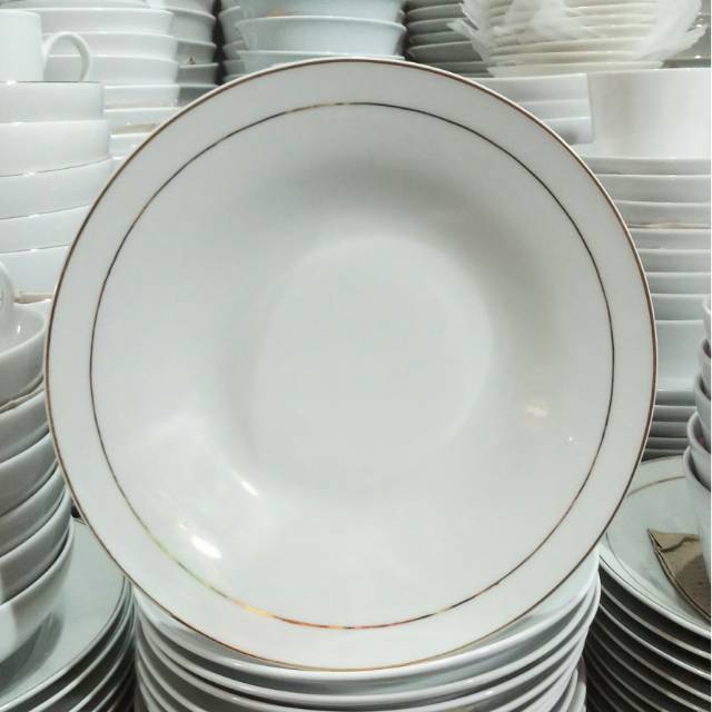 Jual Piring makan porselain JM 9 inc/23 cm motif list mas/ piring ...