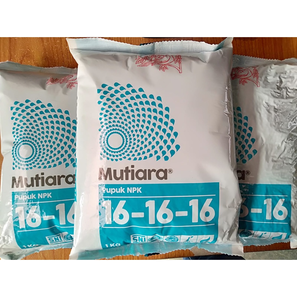 Jual PUPUK NPK MUTIARA 16 16 16 MEROKE KEMASAN PABRIK 1 KG | Shopee ...