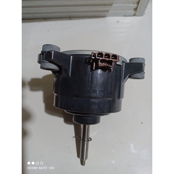 Jual MOTOR FAN INDOR AC DAIKIN VRV 3 D30A-38B DINAMO FAN INDOR AC ...