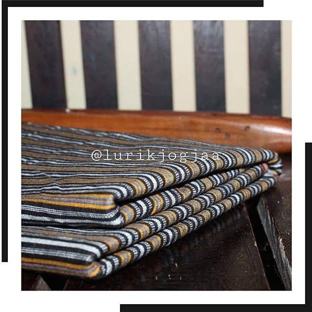 Jual Kain Tenun Lurik Kayu Coklat ATBM | Shopee Indonesia