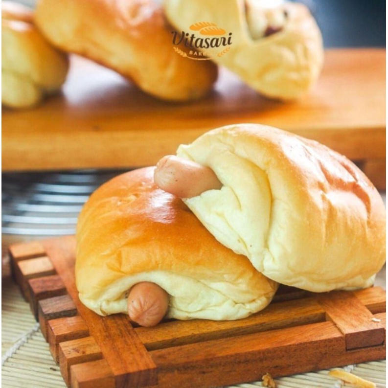 Jual Aneka Roti Manis dan Asin Vitasari Bakery min order 6 pcs boleh ...