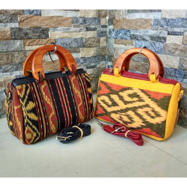 Jual Grosir Tas Tangan tenun ikat/tas tenun troso etnik/gagang kayu ...