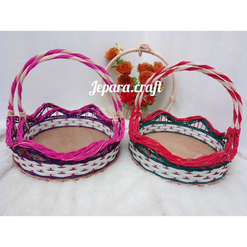 Jual 1Set isi 2 Keranjang Rotan/Parcel Rotan Mawar | Shopee Indonesia