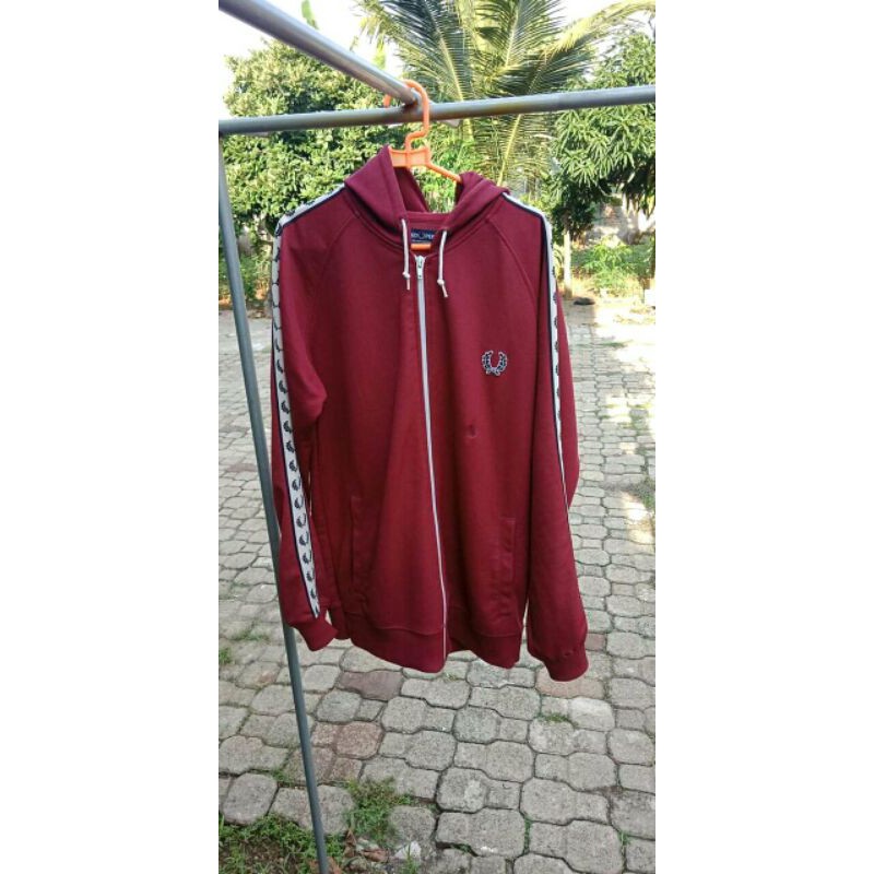 Jual zh fred perry maroon | Shopee Indonesia