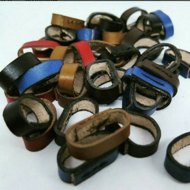 Jual Pengikat Tali Jam Kulit Ring Loop Kulit | Shopee Indonesia