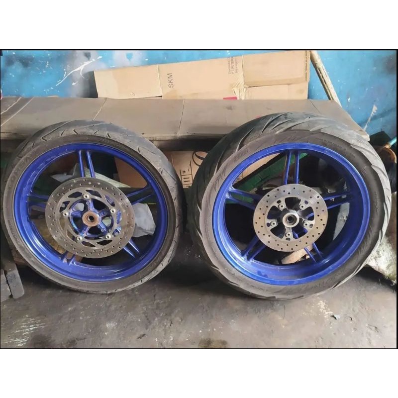 Jual velg R15 v2/vixion original | Shopee Indonesia