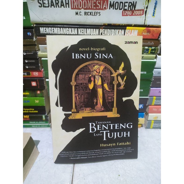 Jual novel biografi ibnu sina tawanan benteng lapis tujuh | Shopee ...
