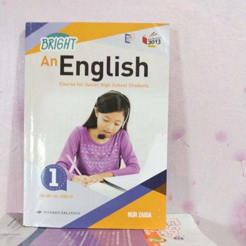 Jual buku bahasa Inggris/bright an English kelas VII/7/1 smp Erlangga revisi | Shopee Indonesia